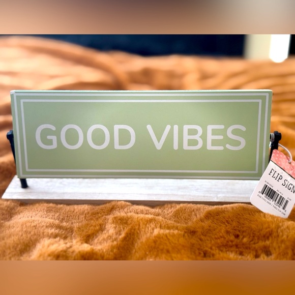 Accents | Good Vibes High Fives Flip Sign | Poshmark
